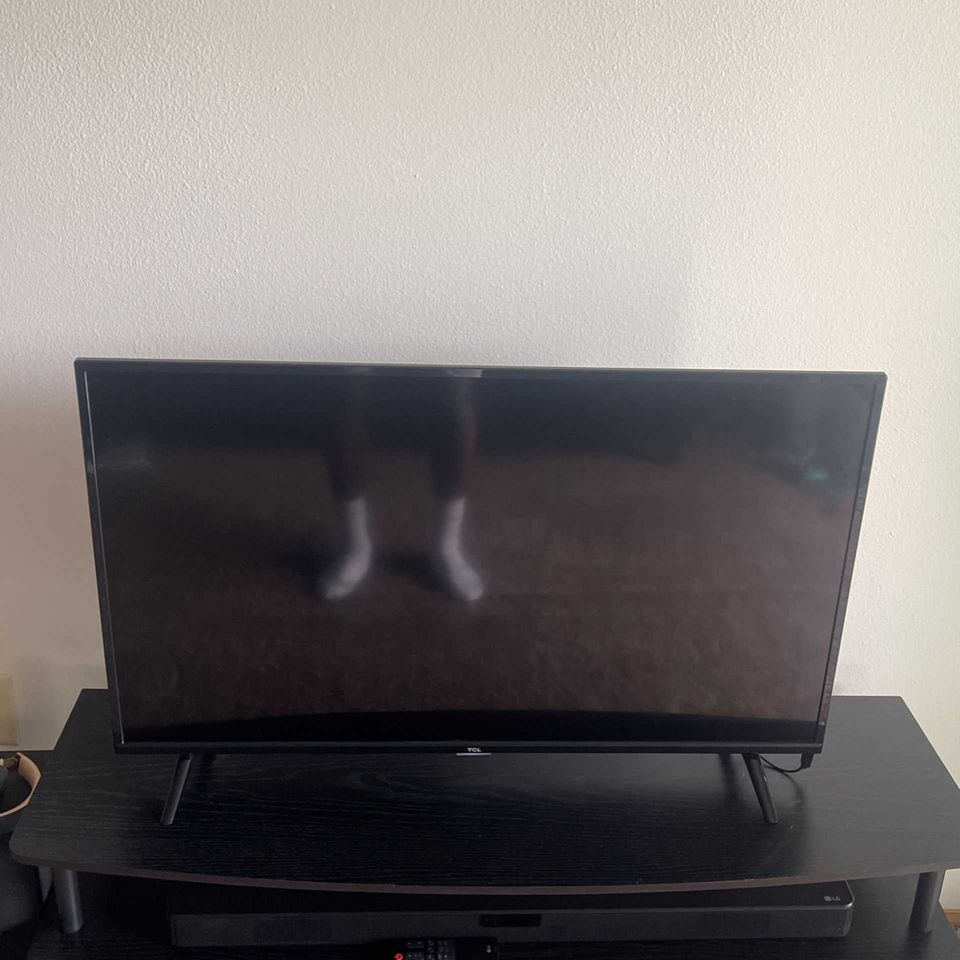 45 Inch Tv for Sale in Pullman, WA - OfferUp