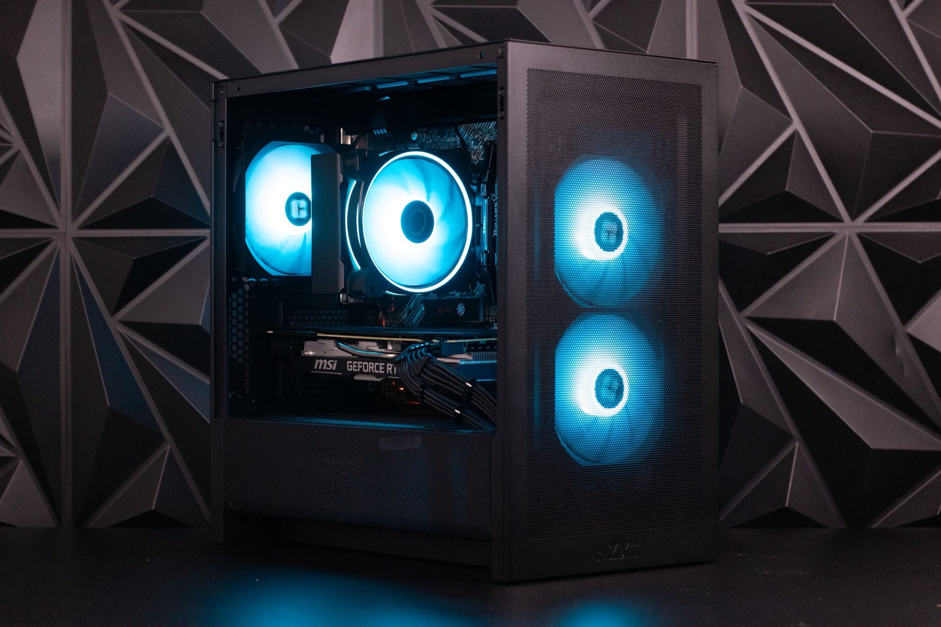 Gaming PC 2070S/R7 3700X/16GB DDR4/M.2 for Sale in Ontario, CA - OfferUp