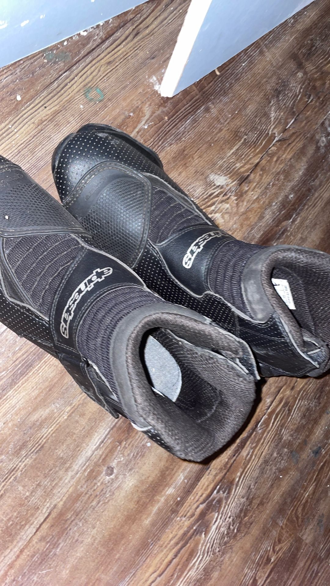 Alpine Shoes Size 12 for Sale in Tucson, AZ - OfferUp