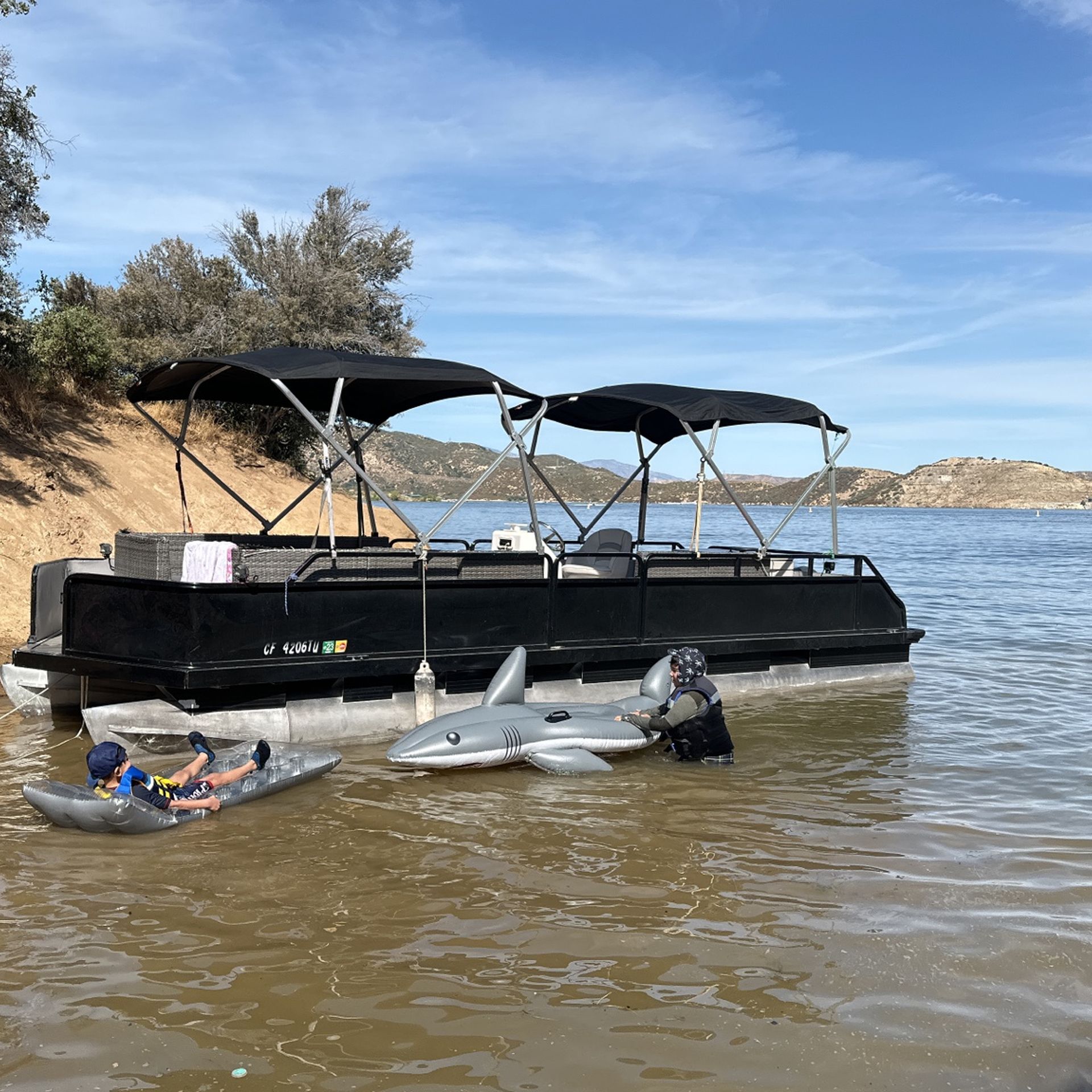 Tracker Boat for Sale in Hesperia, CA - OfferUp