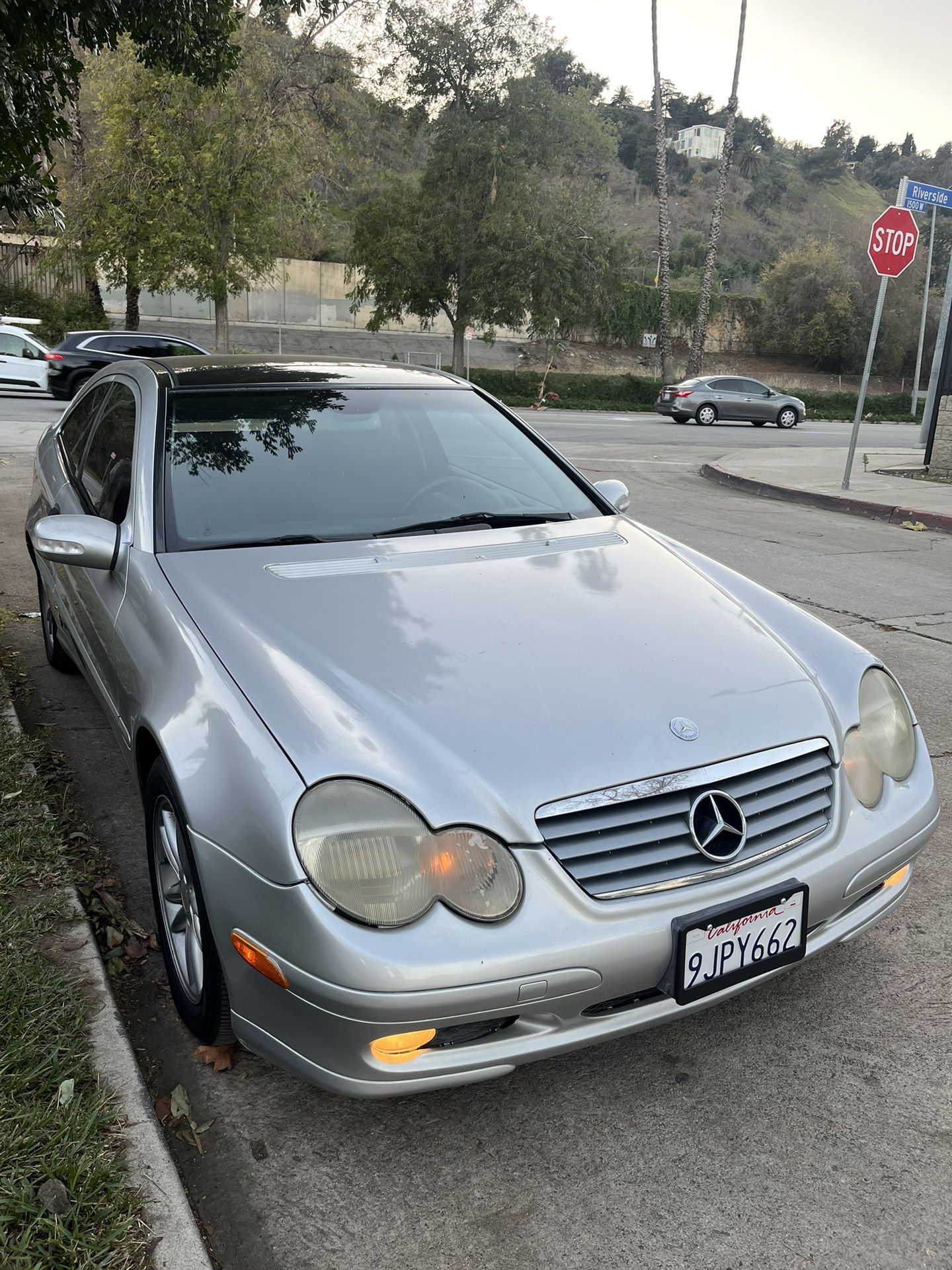 2002 Mercedes-Benz C-Class for Sale in Los Angeles, CA - OfferUp