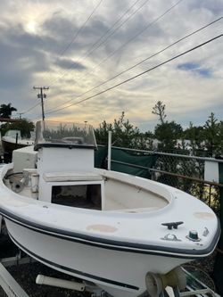1981 dusky 17 cc for Sale in Miami, FL - OfferUp