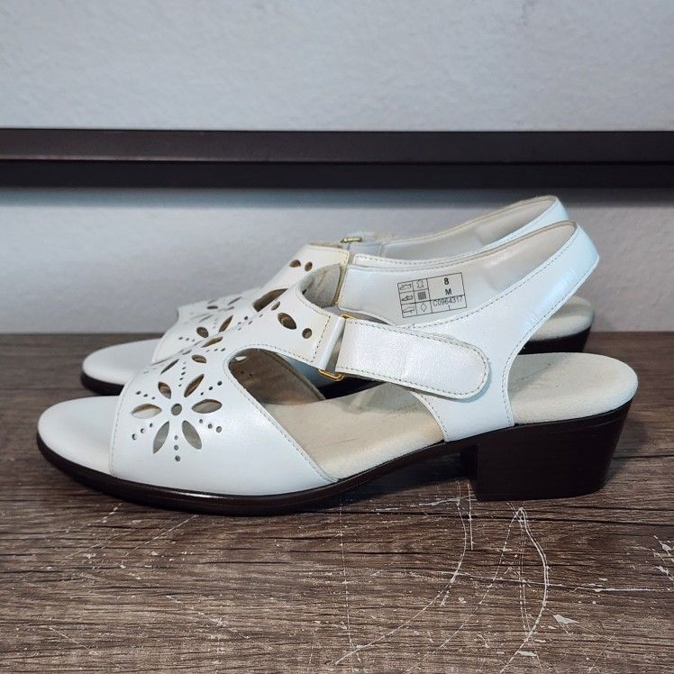 SAS Sunburst Women's Sandals Shoes Size 8 for Sale in Downey, CA - OfferUp