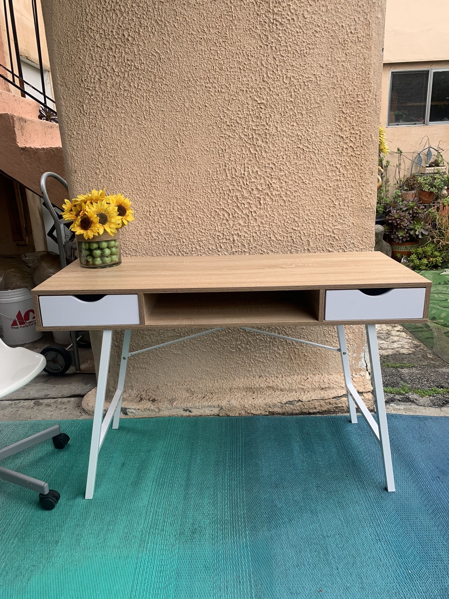Beachy MCM Desk & FREE Chair for Sale in Los Angeles, CA - OfferUp