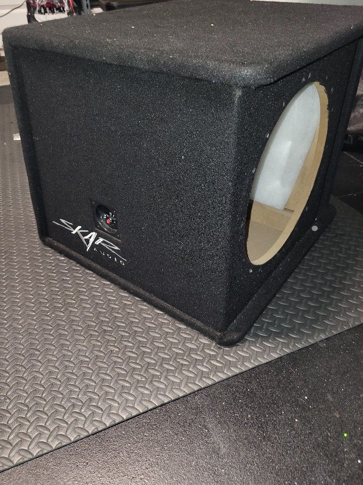 SKAR 15" Subwoofer Box for Sale in Humble, TX - OfferUp