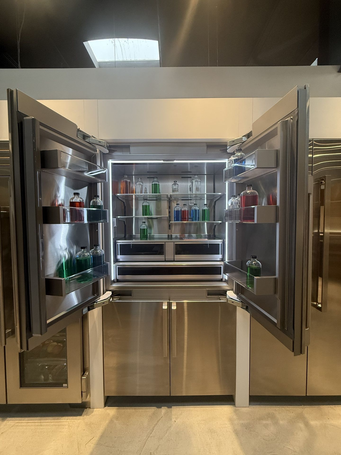 Dacor 42” Built In Refrigerator for Sale in Solana Beach, CA - OfferUp
