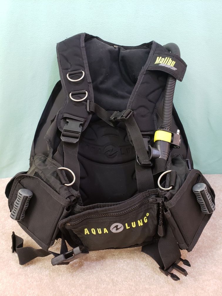 Several BCD Brands: Aqua-Lung Malibu RDS Wt. Integrated SCUBA BCD vest ...