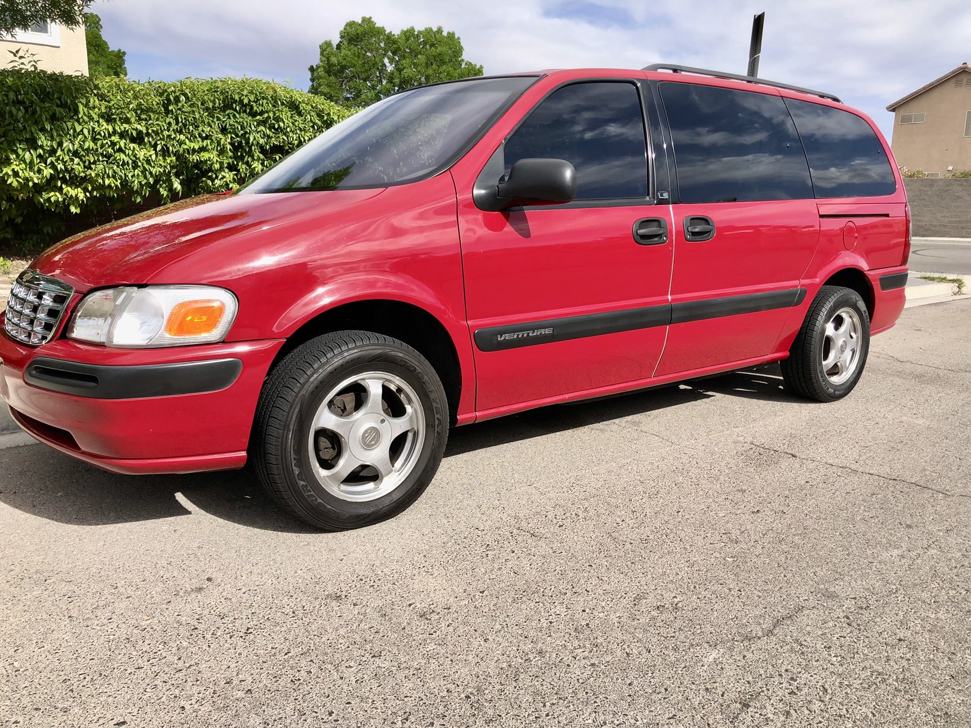 1998 Chevrolet Venture for Sale in Las Vegas, NV - OfferUp
