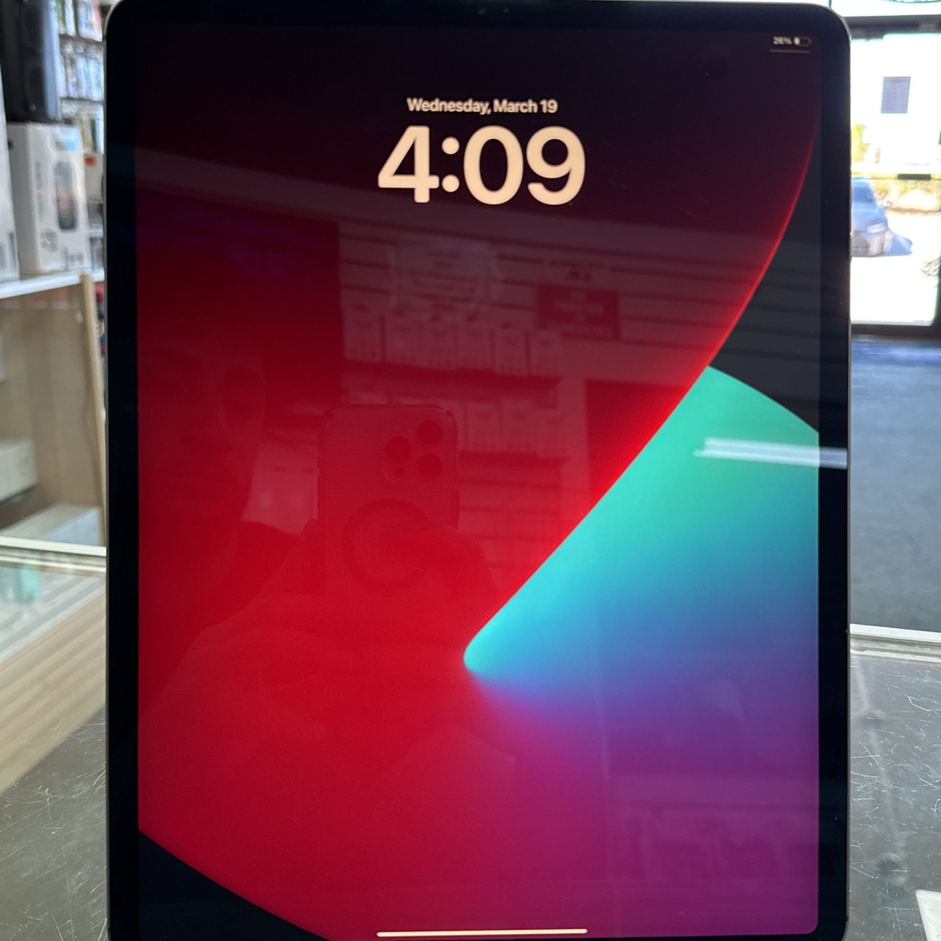 iPad PRO 12.9 3rd GENERATION 64GB Unlocked