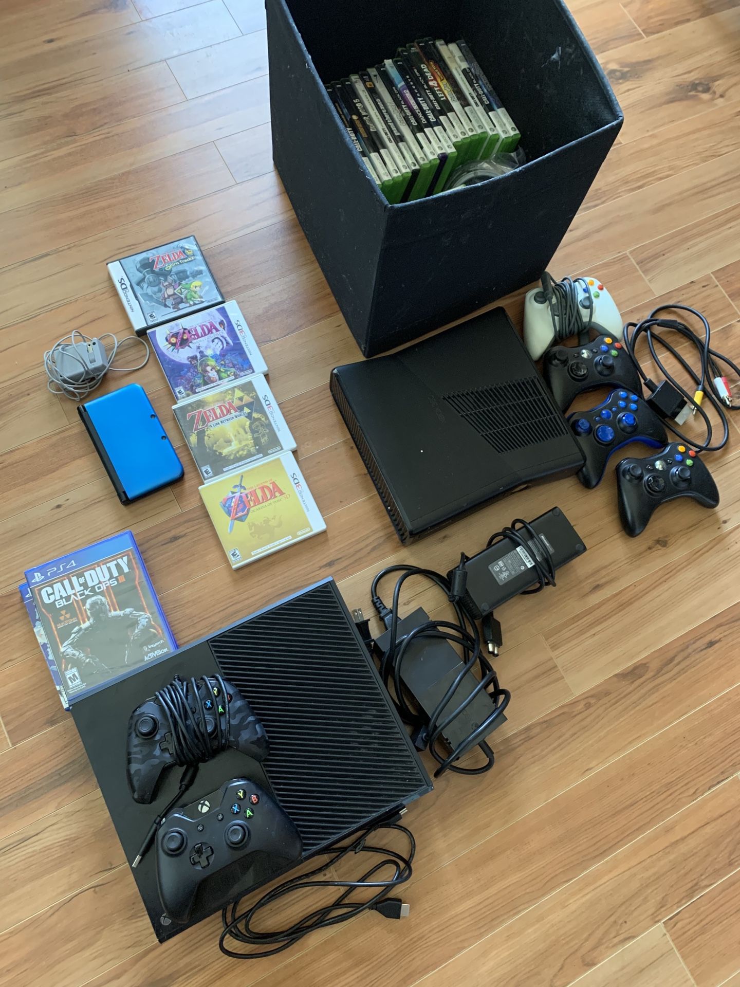 Gaming Bundle Xbox One Xbox 360 Nintendo 3DS for Sale in Elk Grove, CA ...
