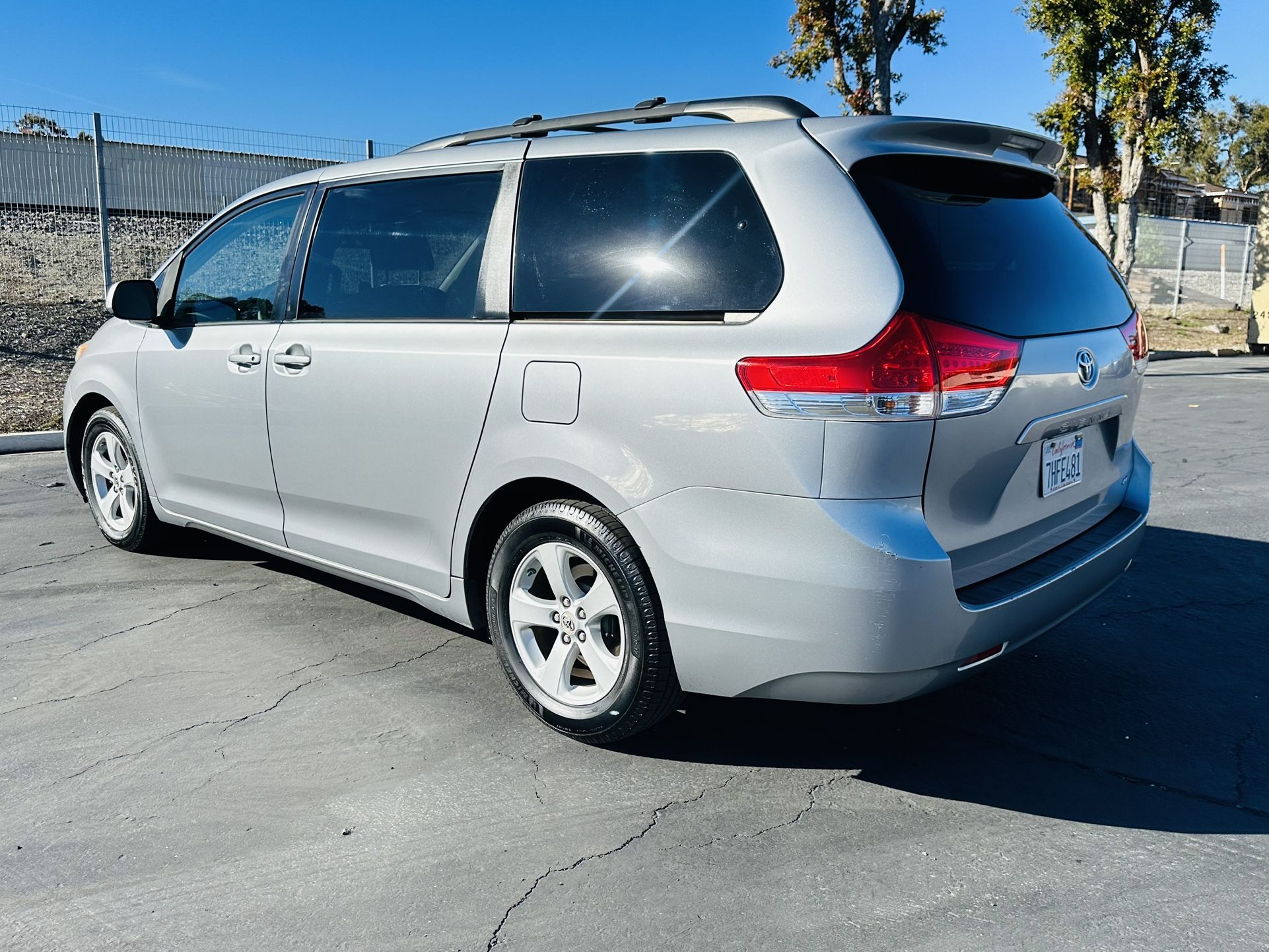 Selling Grandmas Van. 2011 Toyota Senna LE 8 Passengers for Sale in ...