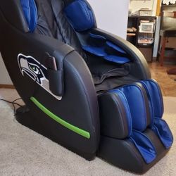 NFL A200 Luxury Zero Gravity Massage Chair Seattle Seahawks Great Condition for Sale in Amboy WA OfferUp