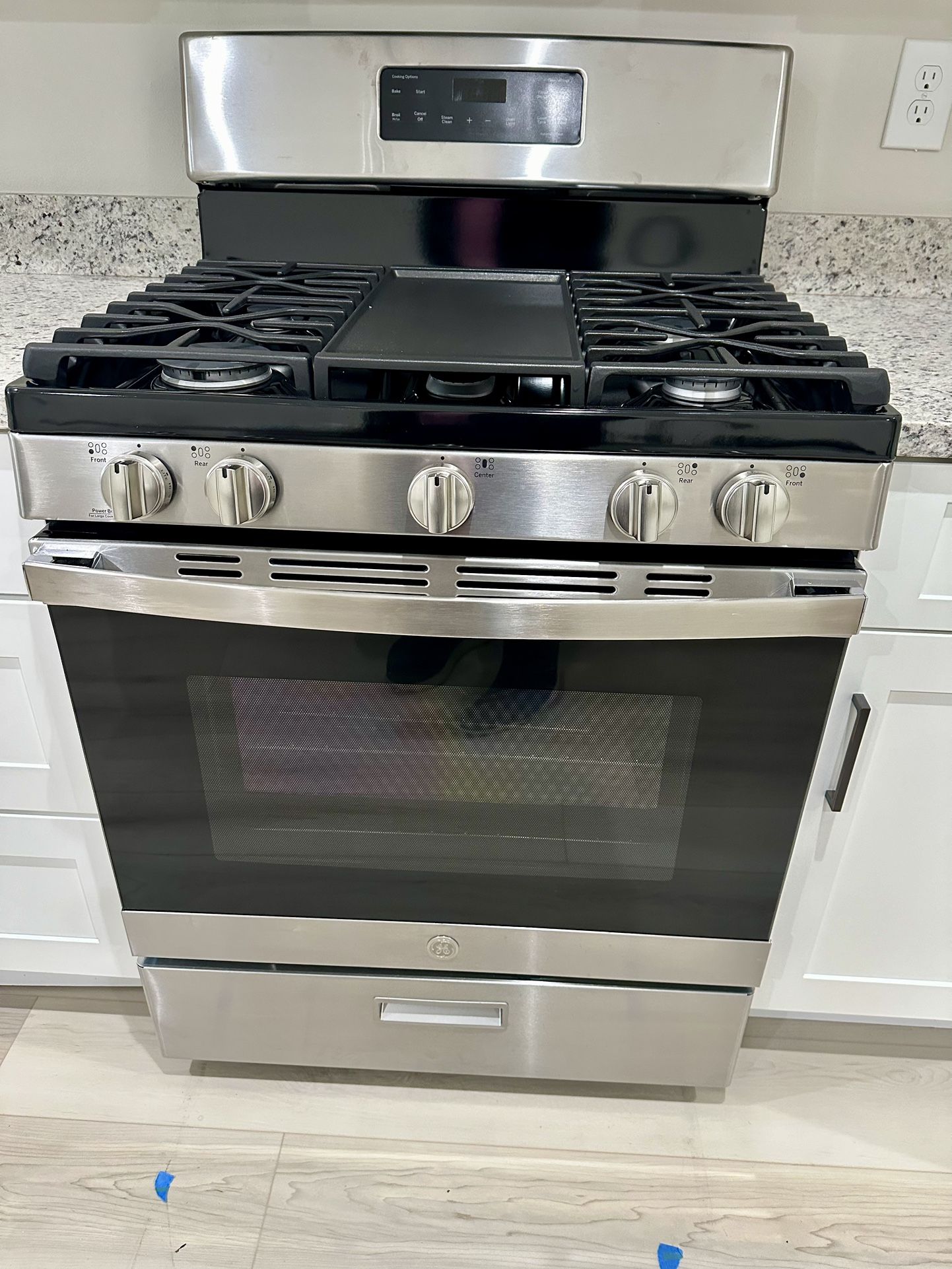 GE Stainless Steel Gas Range - Brand New for Sale in Tampa, FL - OfferUp