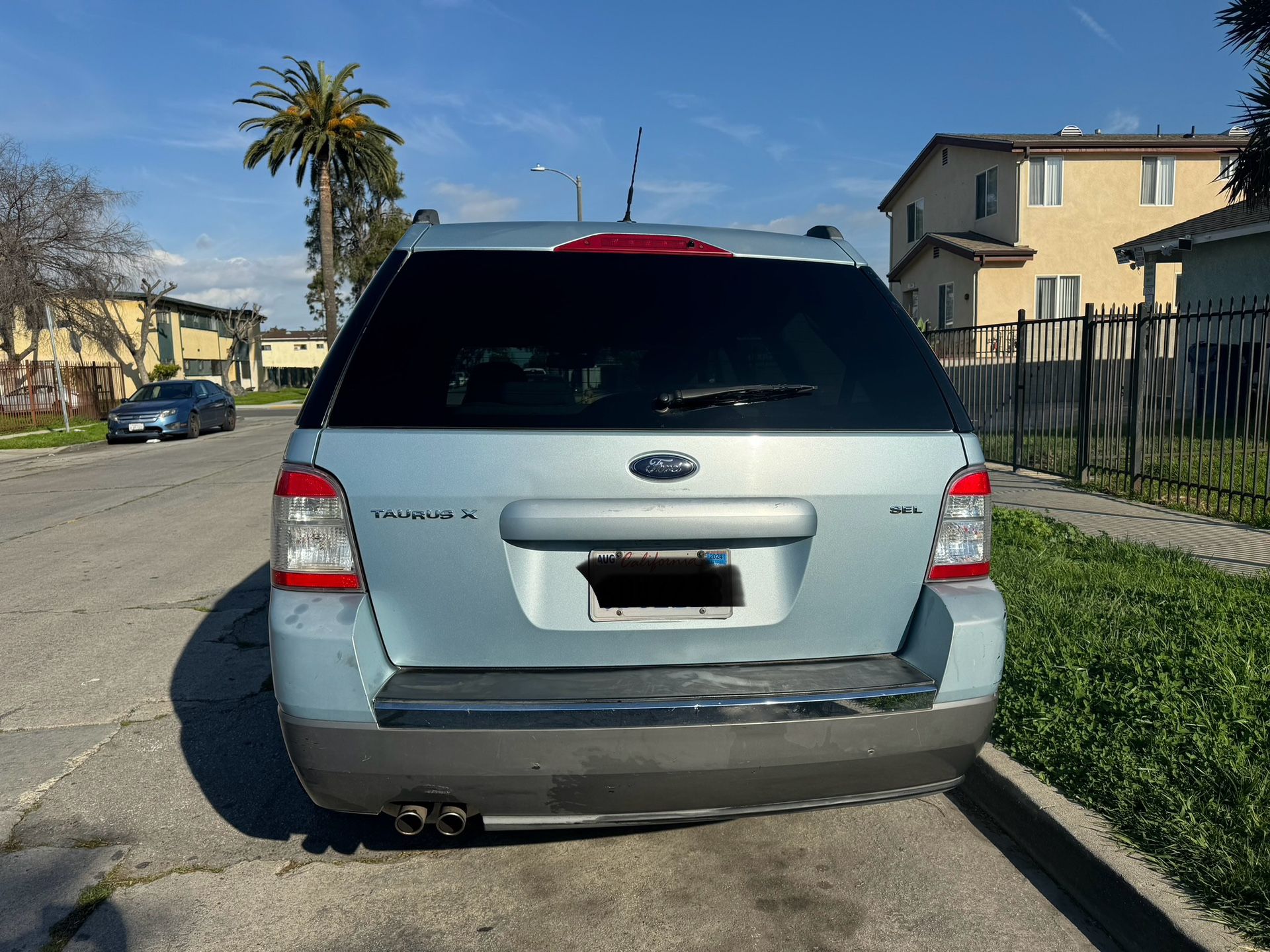 2008 Ford Taurus X SEL for Sale in Los Angeles, CA - OfferUp