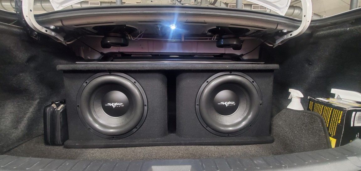 Skar SDR-2X12D4 | Dual 12" for Sale in Miami, FL - OfferUp