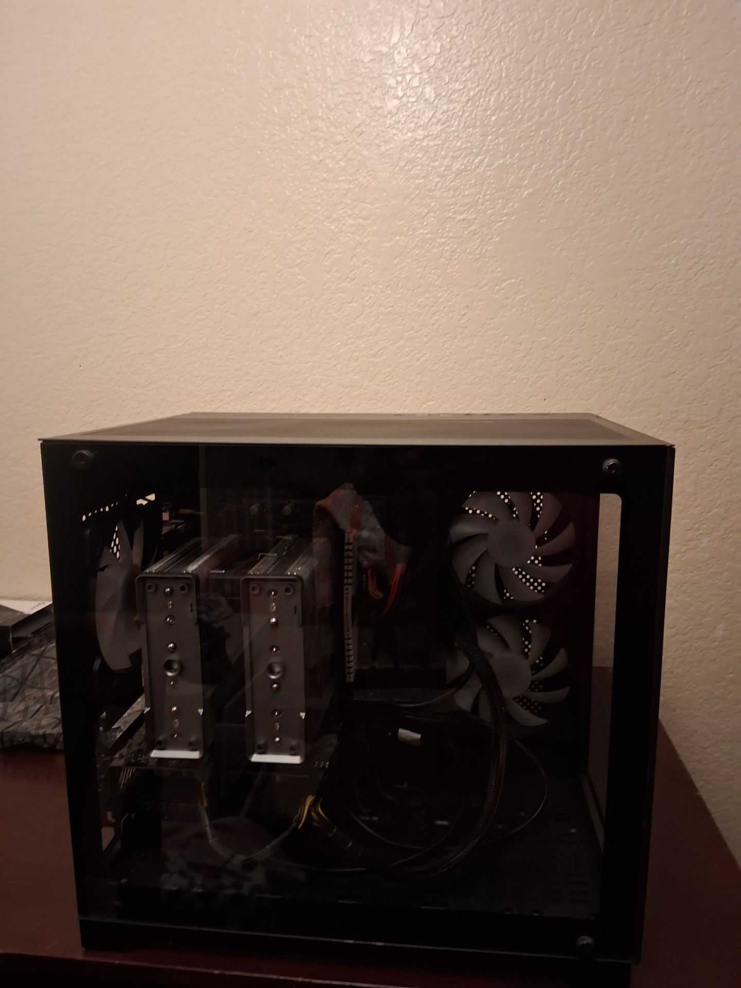 Mid range Gaming pc for Sale in Orange, CA - OfferUp