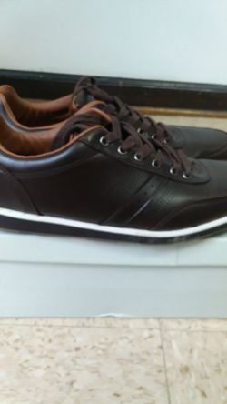 Perry Ellis Portfolio Slippers