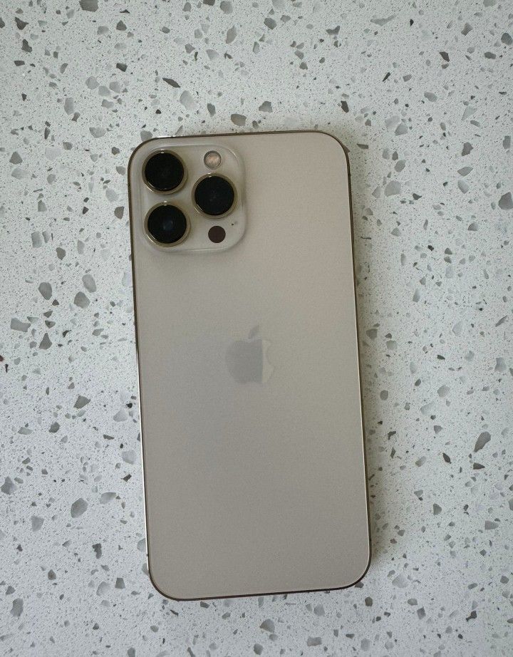 14 Pro Max for Sale in Los Angeles, CA - OfferUp