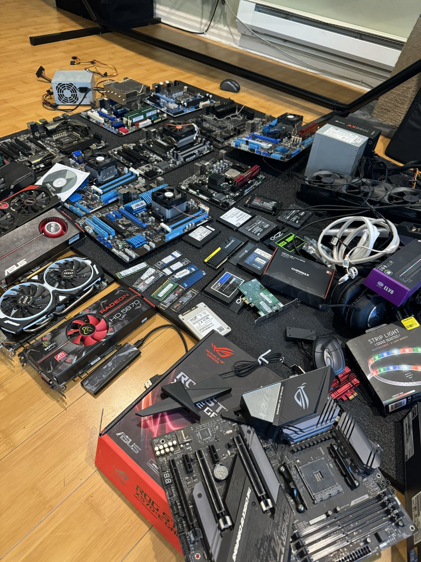 Lots Of Computer Parts for Sale in Seattle, WA - OfferUp