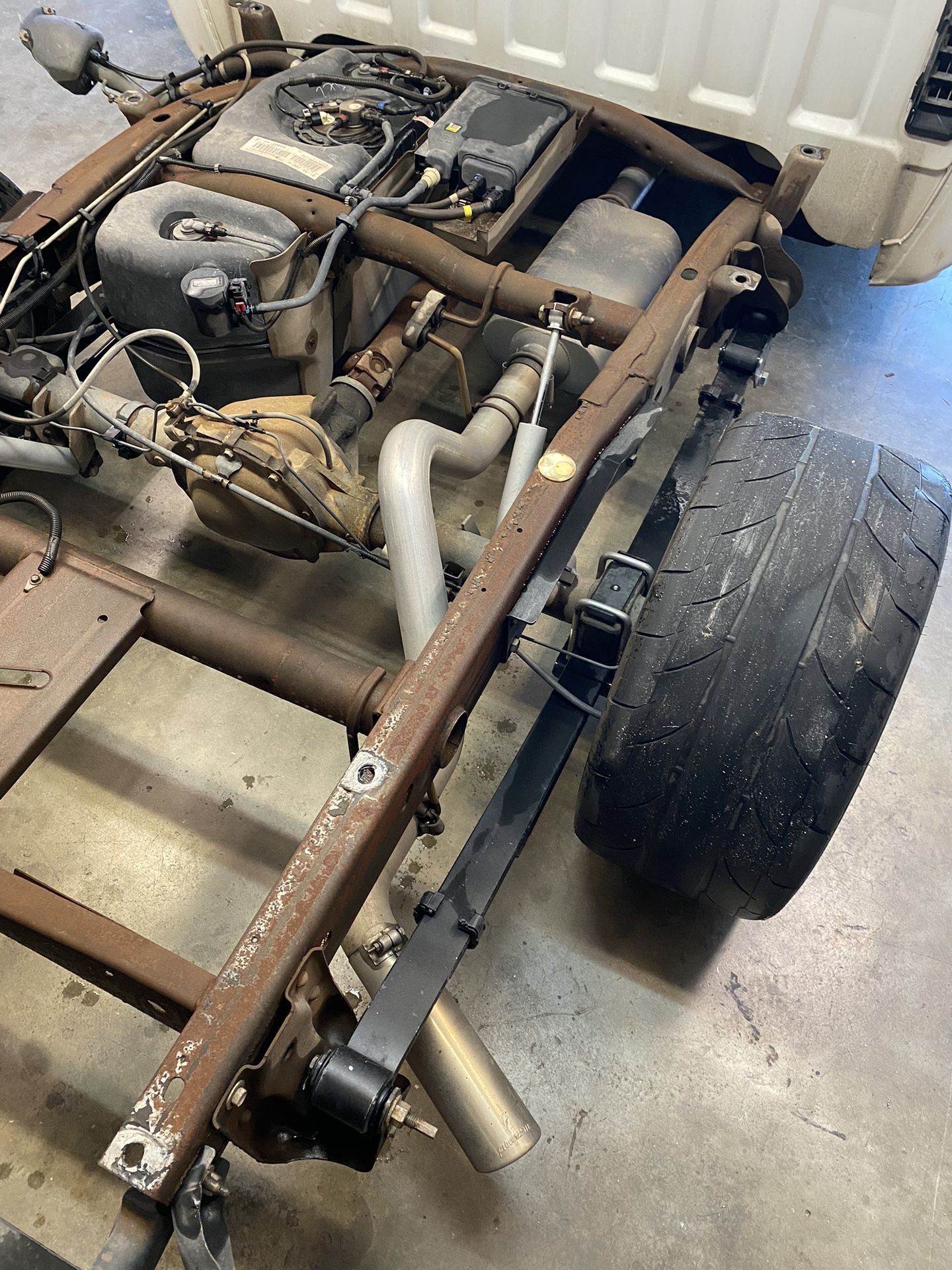 Silverado Flowmaster for Sale in Simi Valley, CA - OfferUp