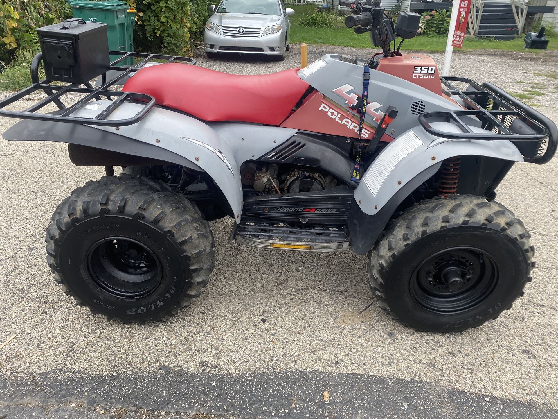 91 Polaris Trail Boss 350 4*4 for Sale in Round Lake Heights, IL - OfferUp