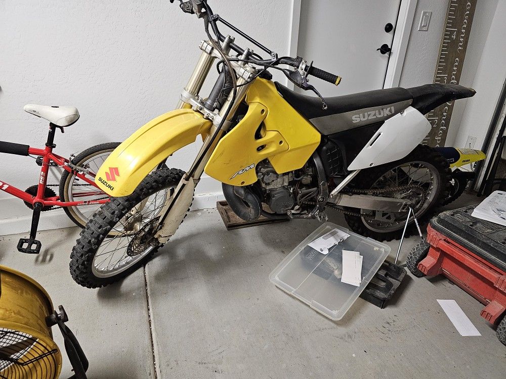 2000 Suzuki Rm250 for Sale in Sun City, AZ - OfferUp