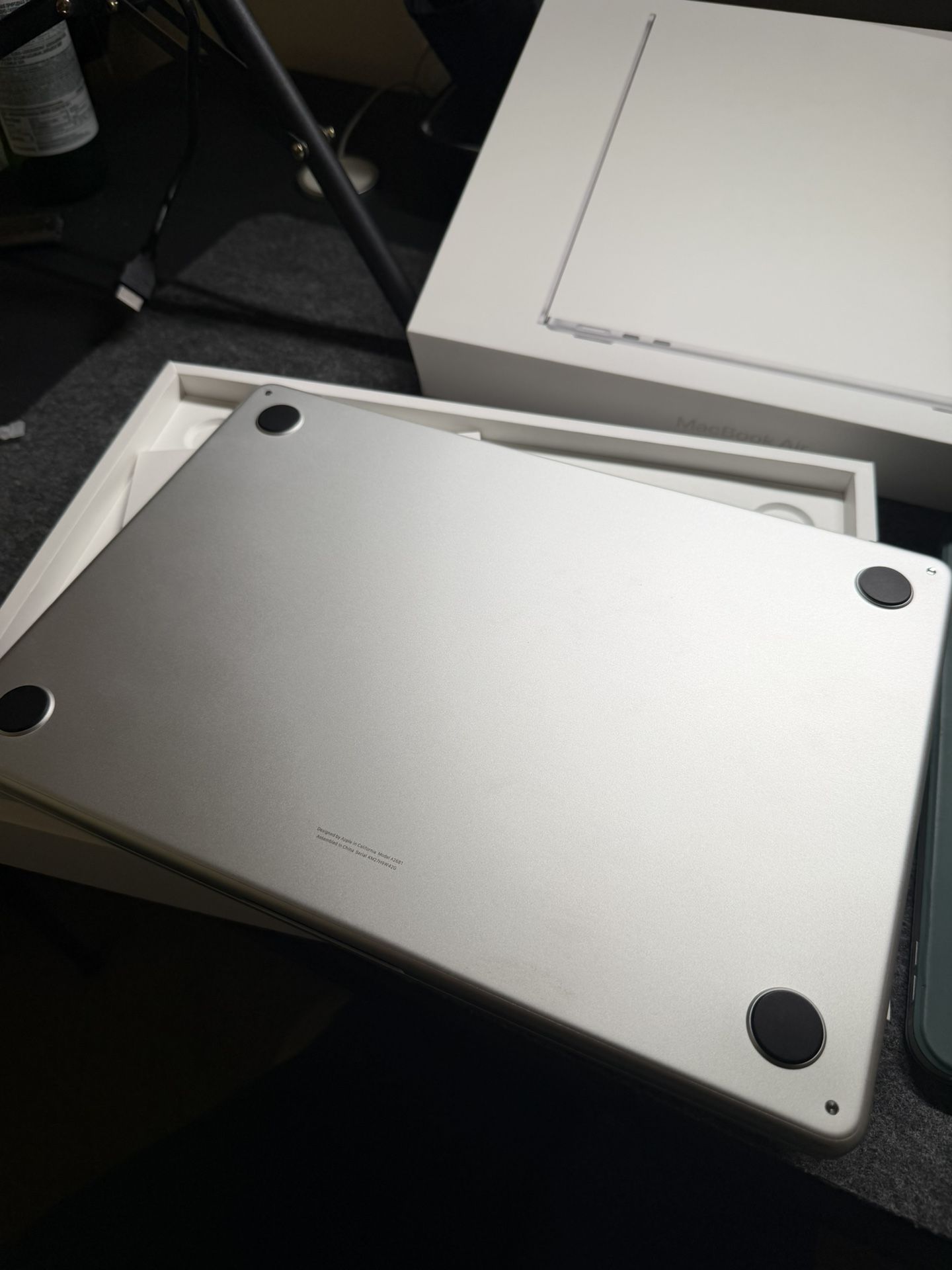 MacBook Air M2 – 16GB RAM / 512GB SSD – Silver – Like New, Full ...