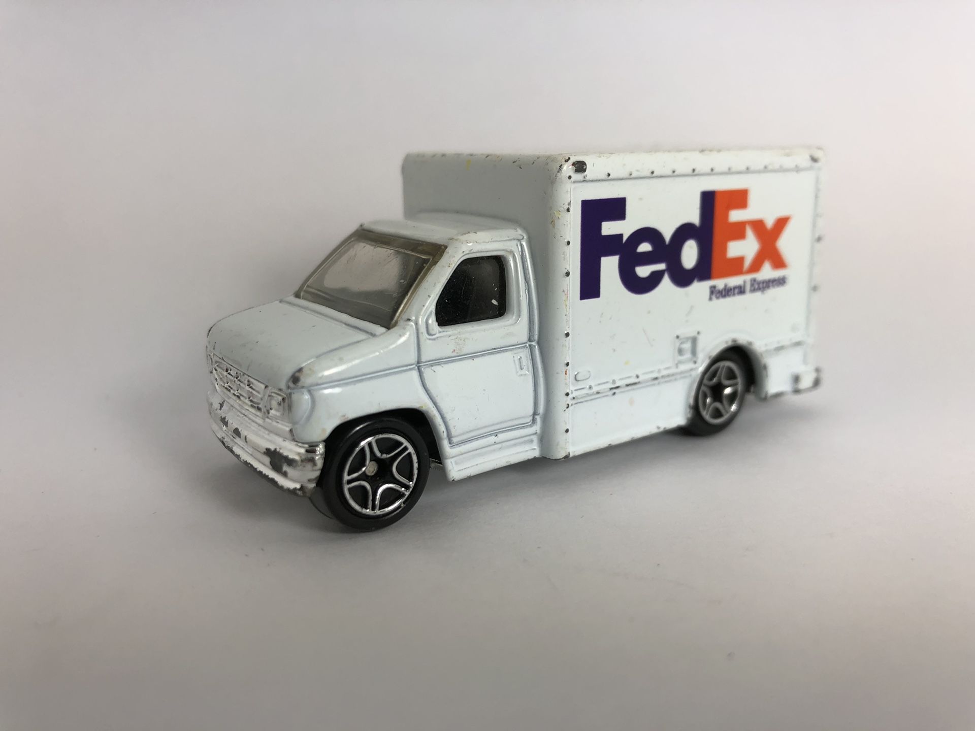 1998 Matchbox Fedex Federal Express - Ford Box Truck - 1/64 for Sale in ...