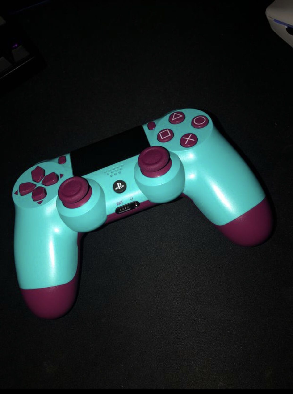 PS4 Controller Berry Blue for Sale in Clovis, CA - OfferUp