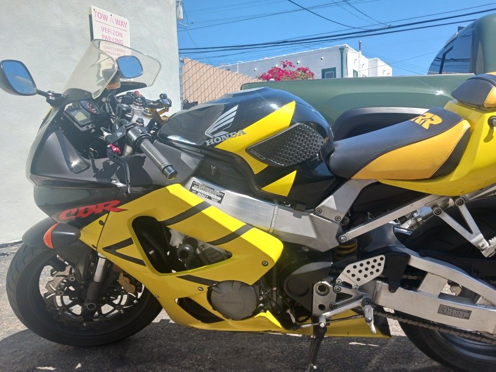 2001 Honda Cbr 929rr for Sale in San Diego, CA - OfferUp