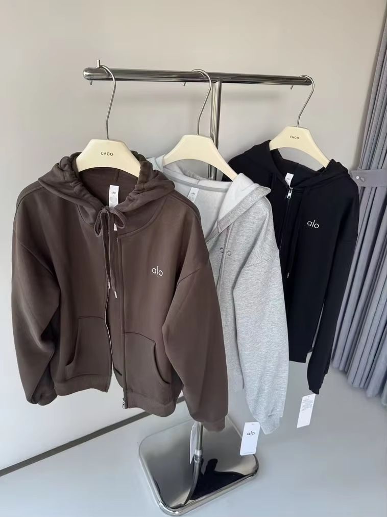 Alo Zip Up Hoodie for Sale in Artesia, CA - OfferUp