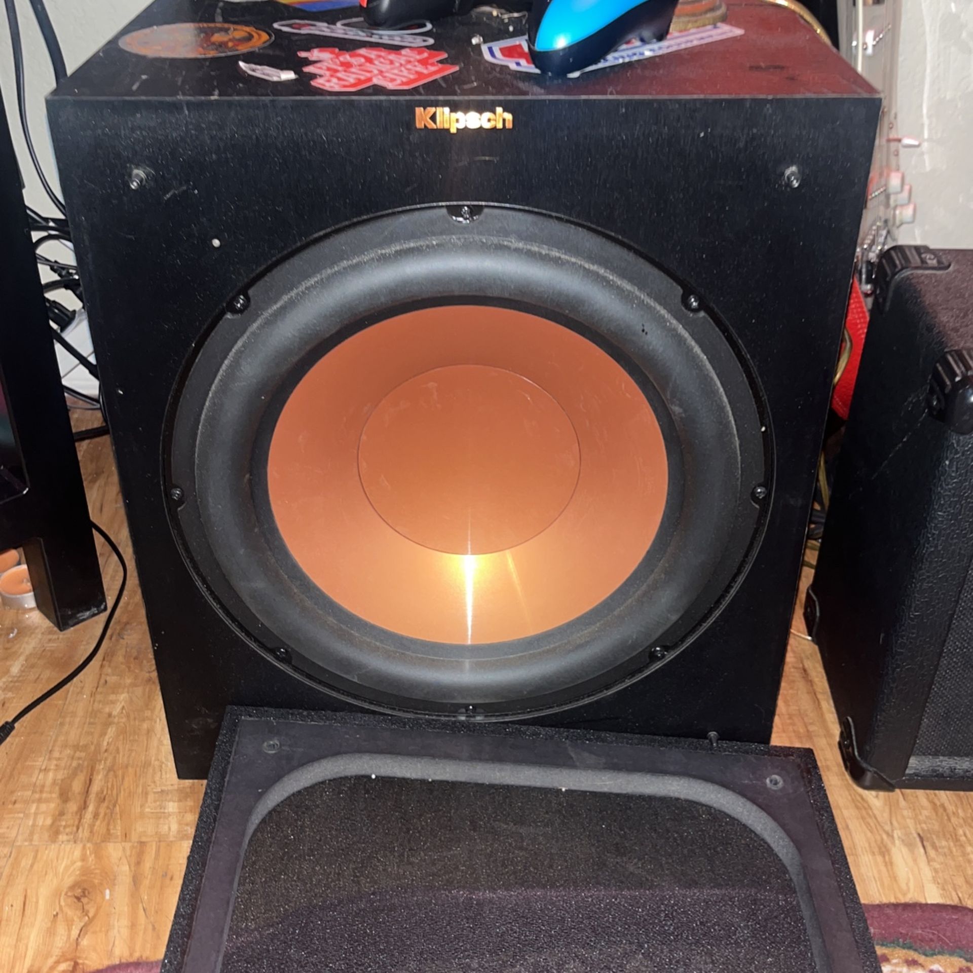 Klipsch 12 inch Subwoofer. for Sale in Flagstaff, AZ - OfferUp