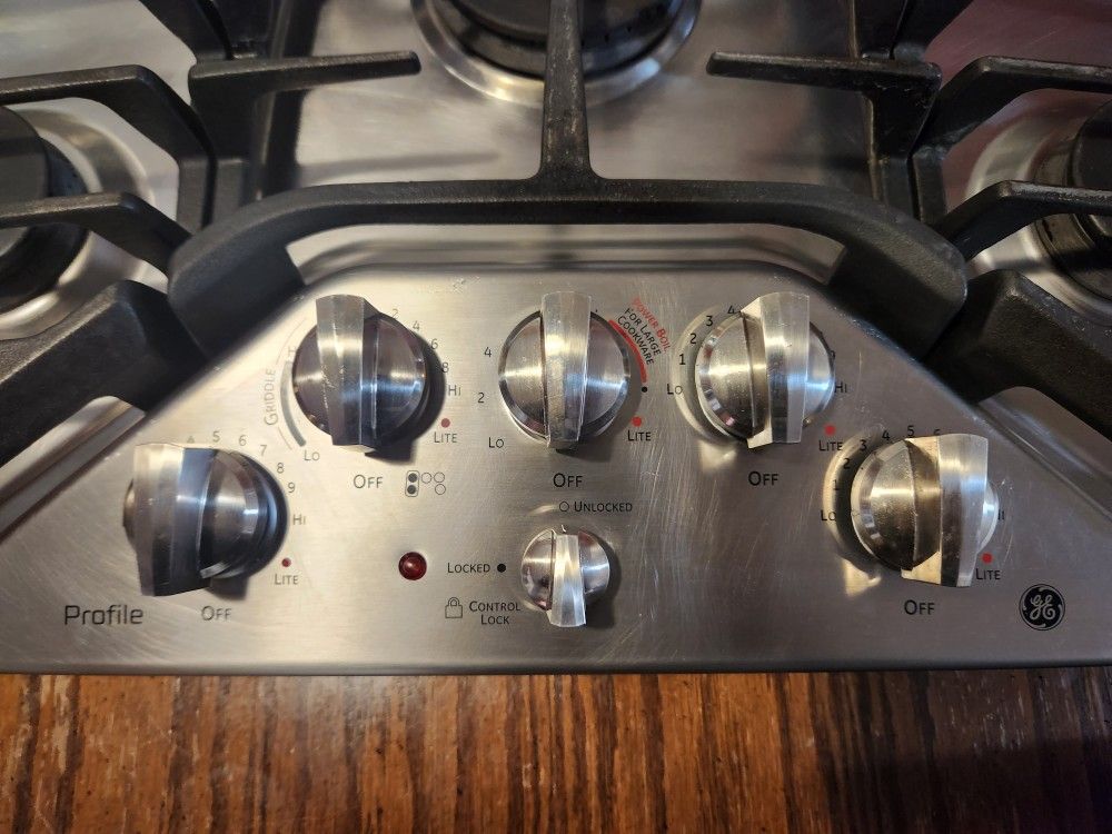 GE Profile Series 30" Built-In Gas Cooktop Model # PGP959SET4SS for ...