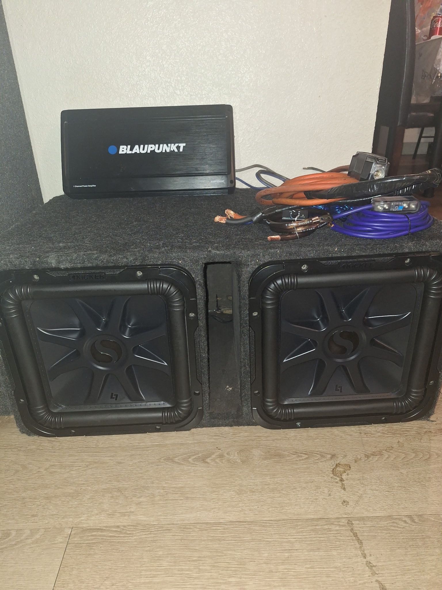 Kicker SpeakersL7 Blue Solo Baric 12” for Sale in Mesa, AZ - OfferUp