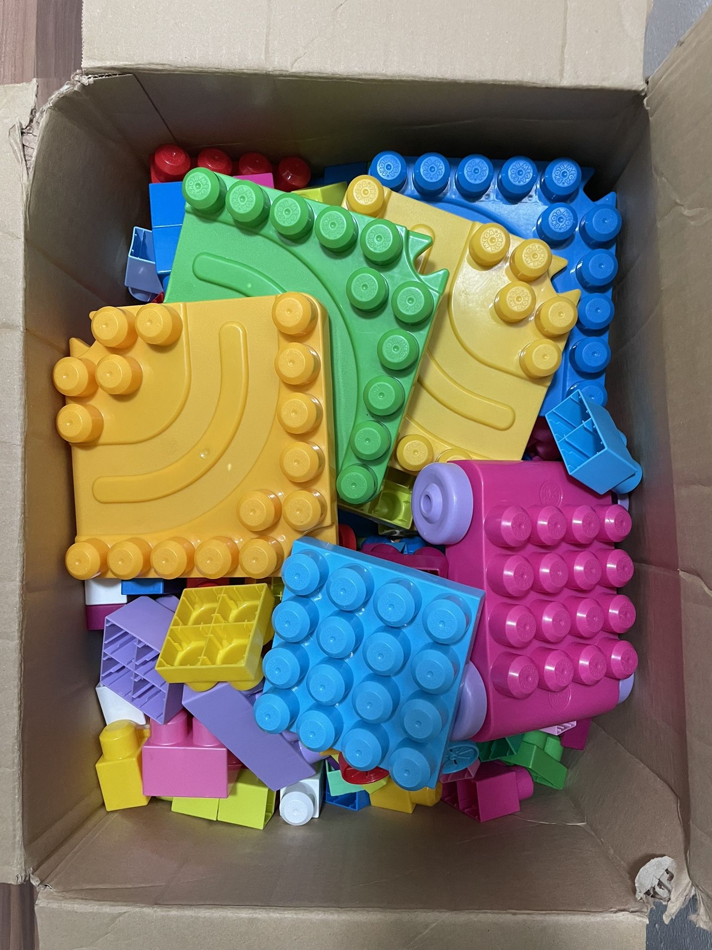 Box Of Random Legos for Sale in Santa Ana, CA - OfferUp