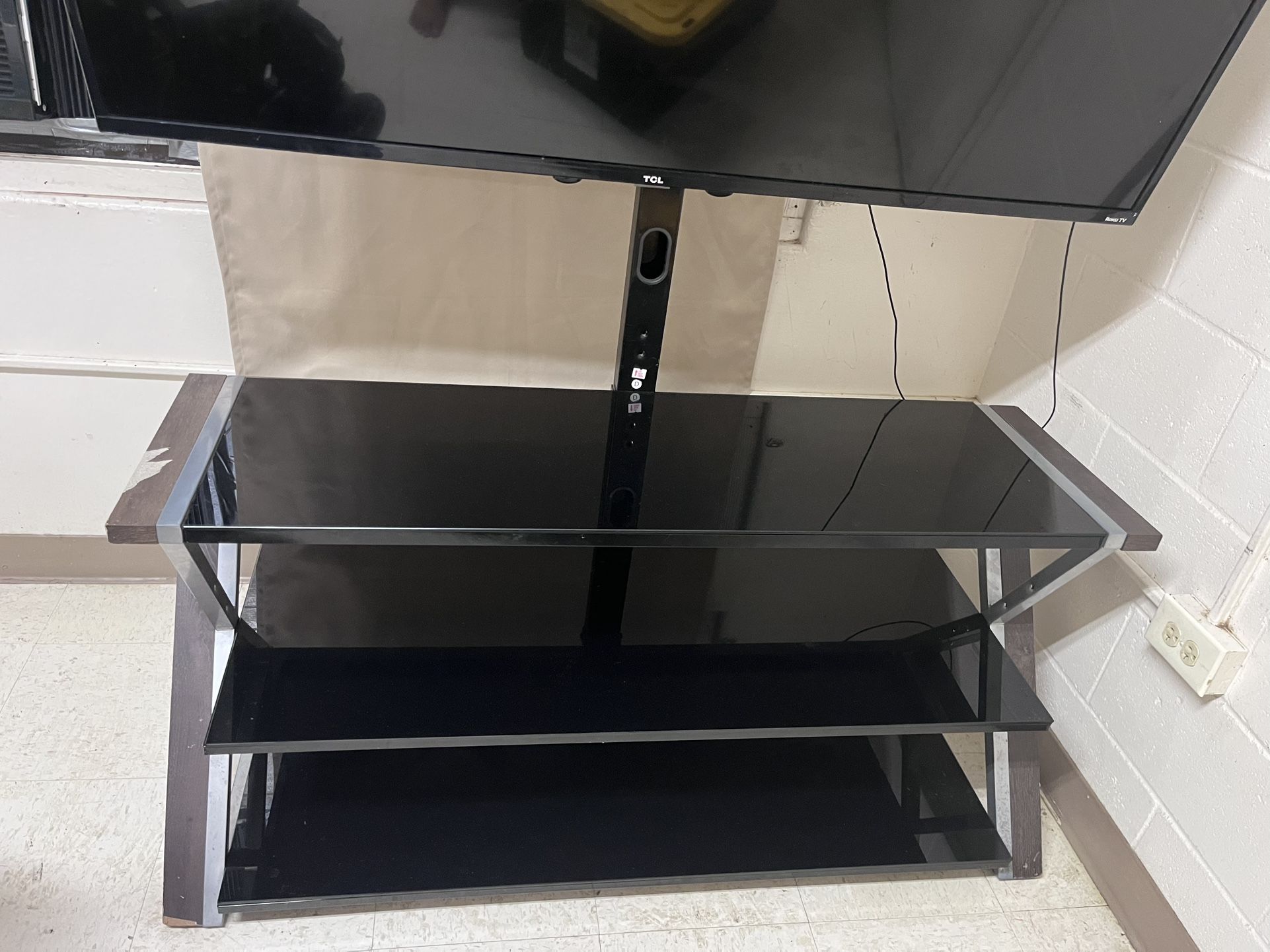 Tv Stand Only for Sale in Honolulu, HI - OfferUp