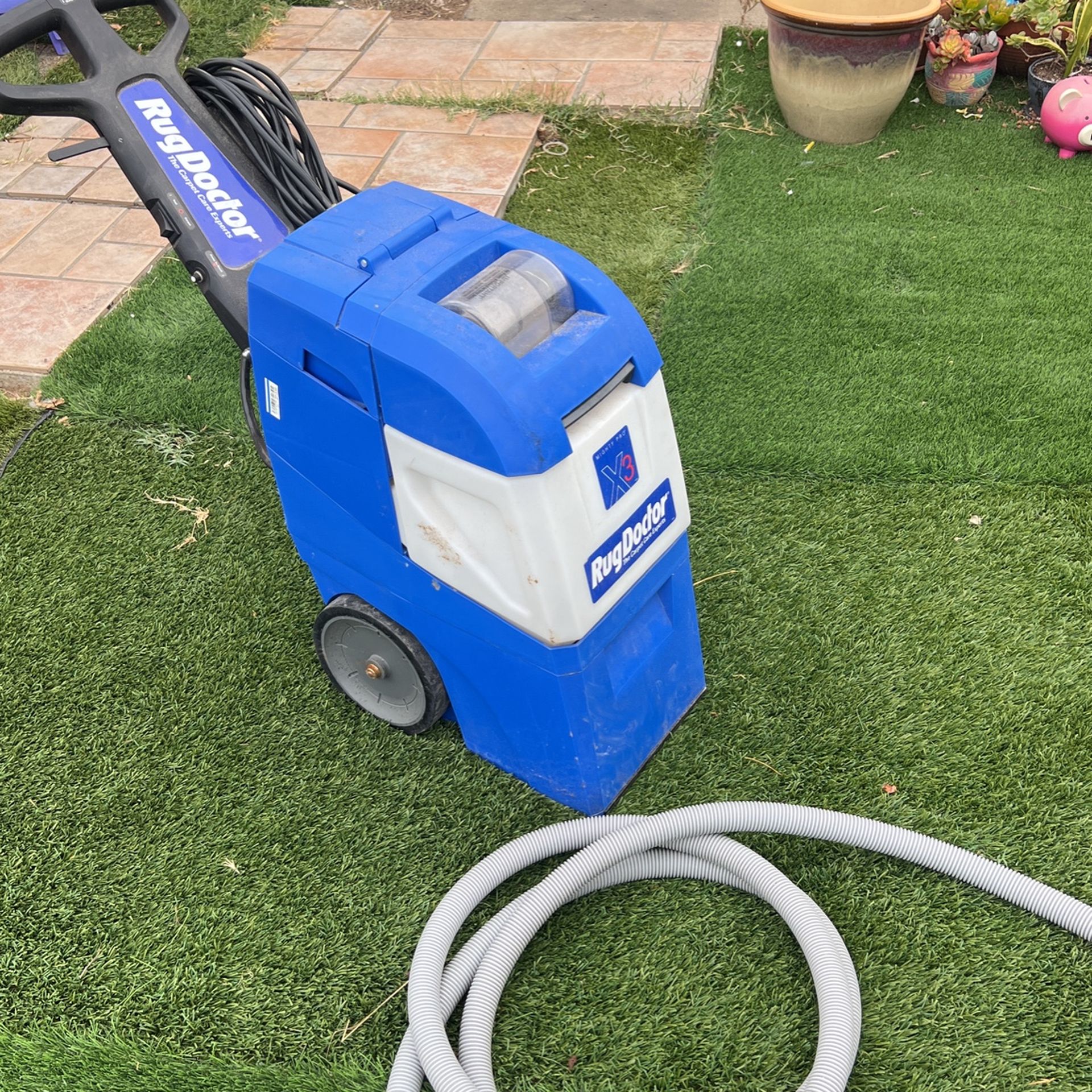 Carpet washing machine working In perfect condition for Sale in San ...