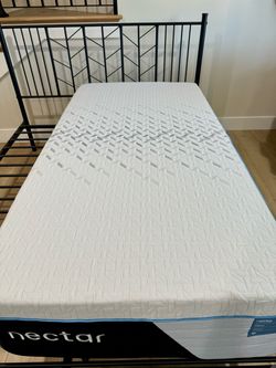 Nectar Hybrid Mattress - Twin for Sale in Rossmoor, CA - OfferUp
