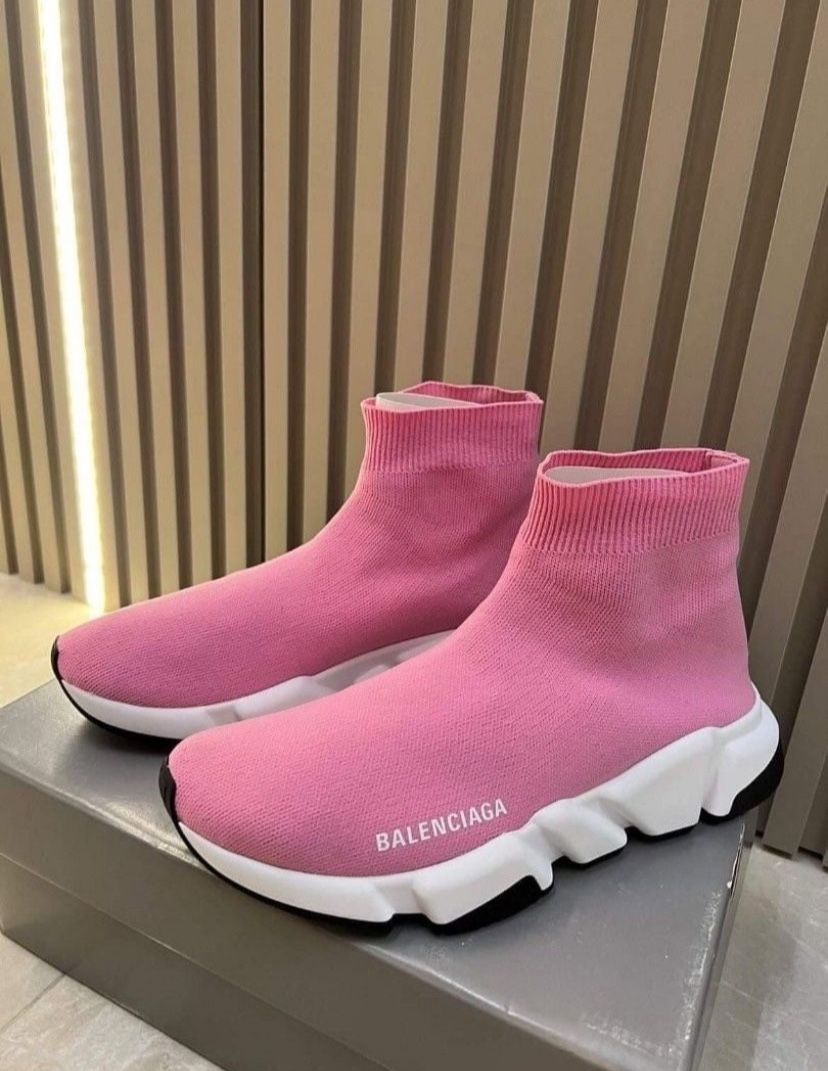 Balenciaga Socks for Sale in Miramar, FL - OfferUp