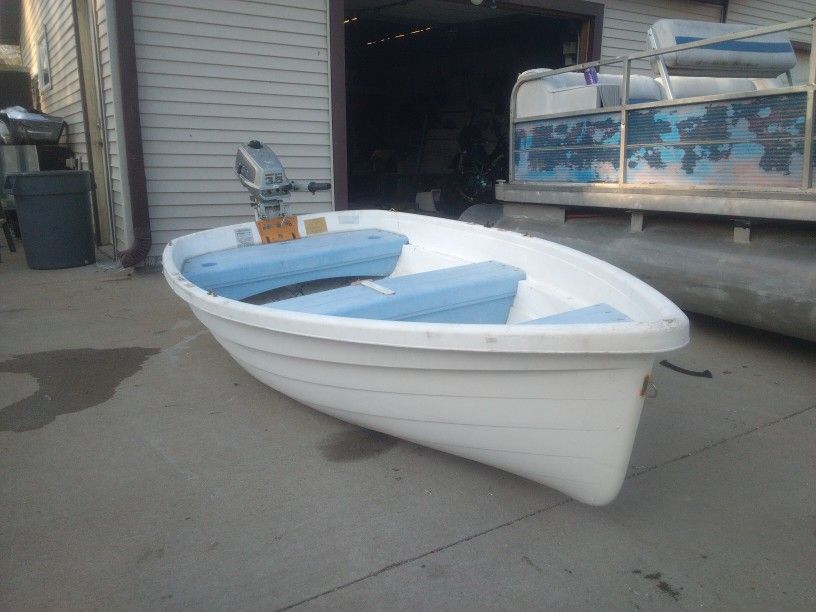 Row Boat, Dingy, Canoe, Kayak for Sale in Salem, WI - OfferUp