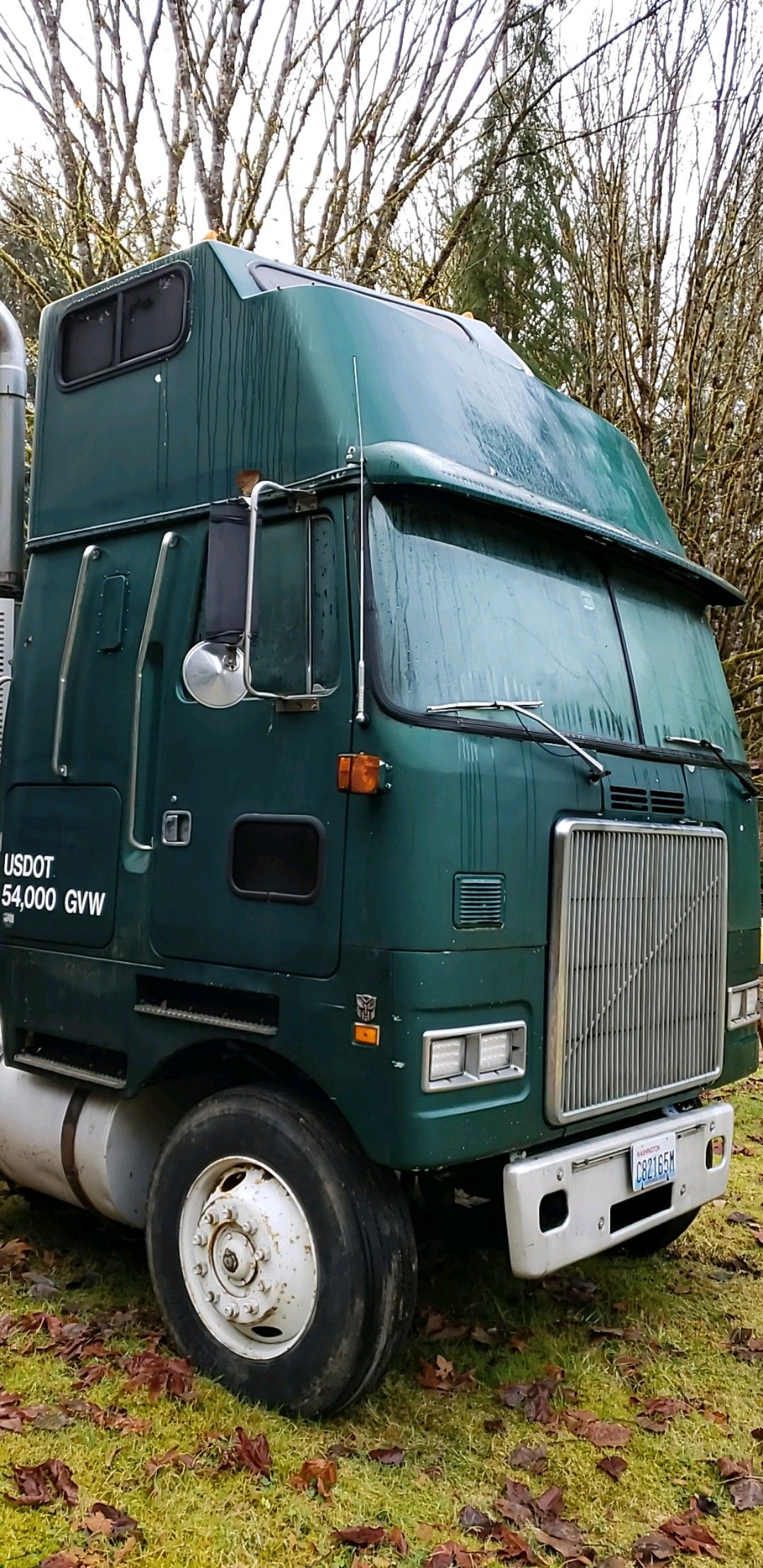 1988 white cab over double bunk semi for Sale in Sedro-Woolley, WA ...