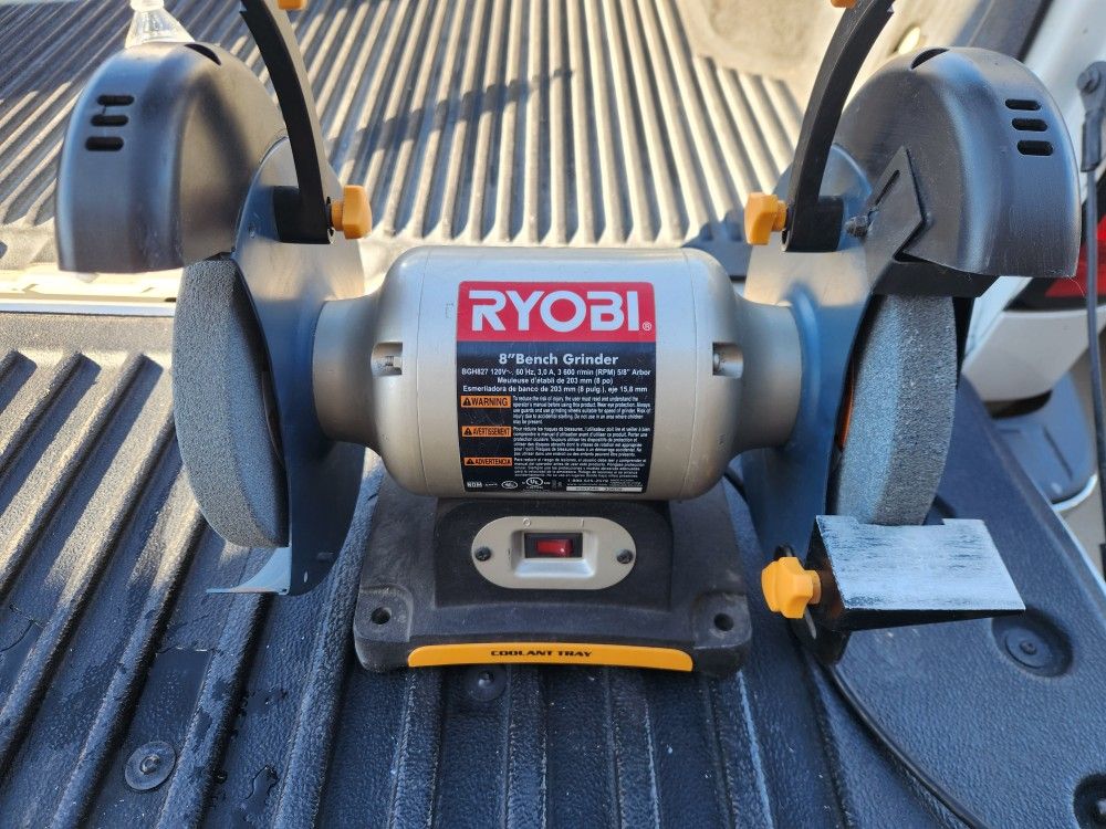 Ryobi 8" Bench Grinder for Sale in Queen Creek, AZ - OfferUp