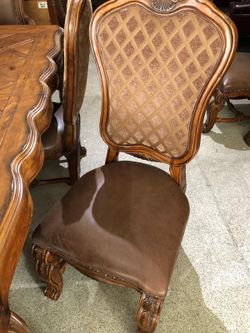 Aico Tuscano Dining Room Set