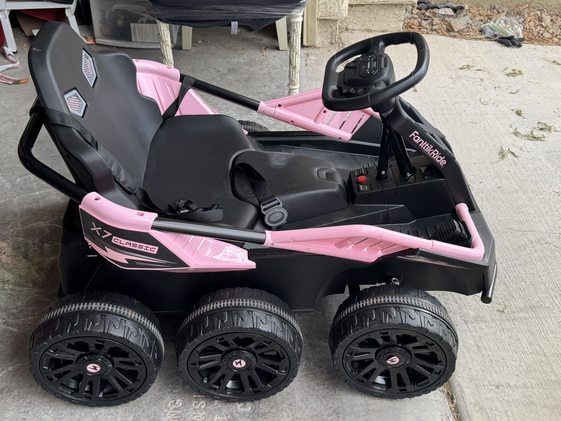 FanttikRide Ride on Toy for Sale in Las Vegas, NV - OfferUp