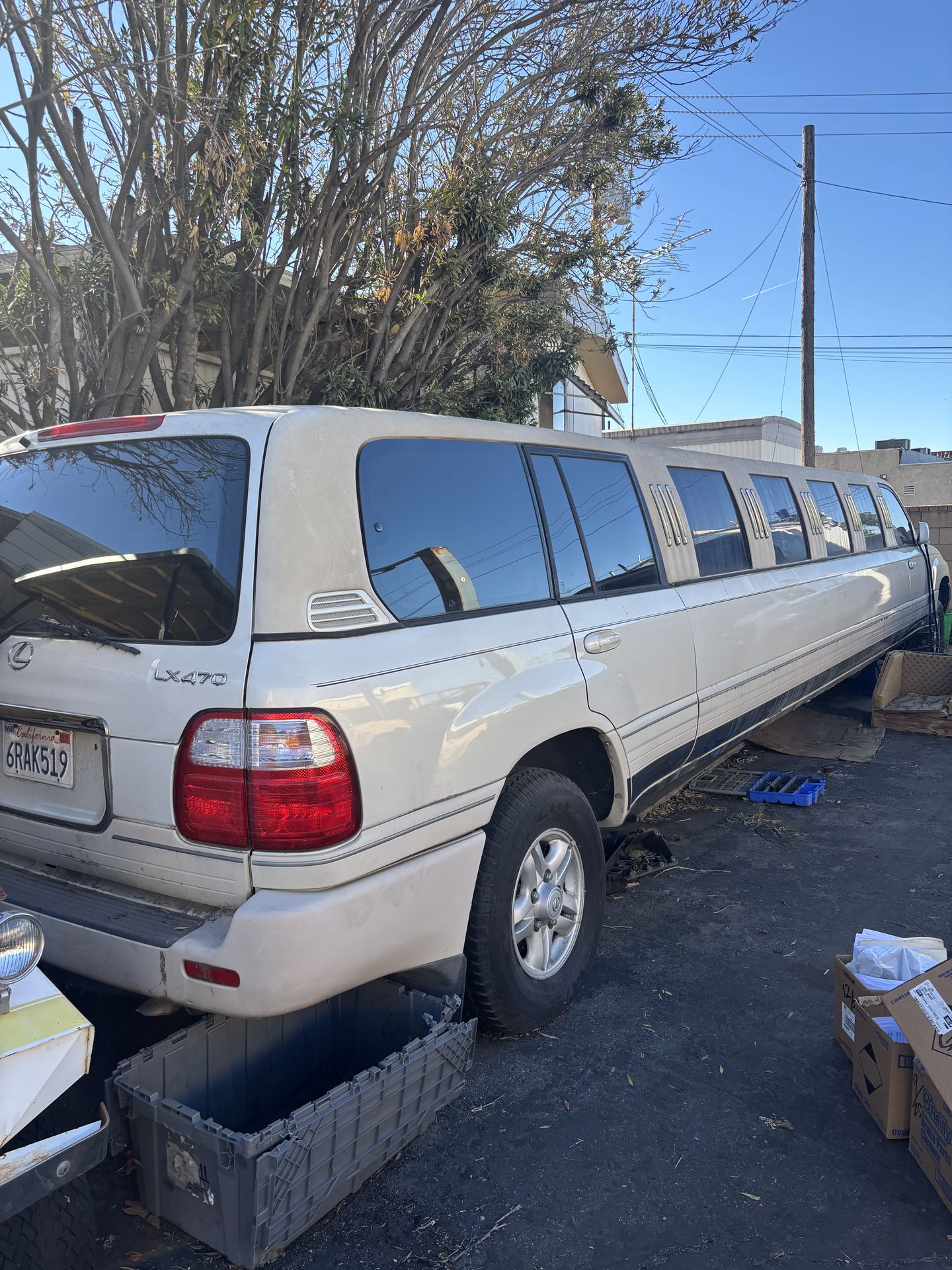 2000 Lexus LS 470 Limousine for Sale in Beaumont, CA - OfferUp