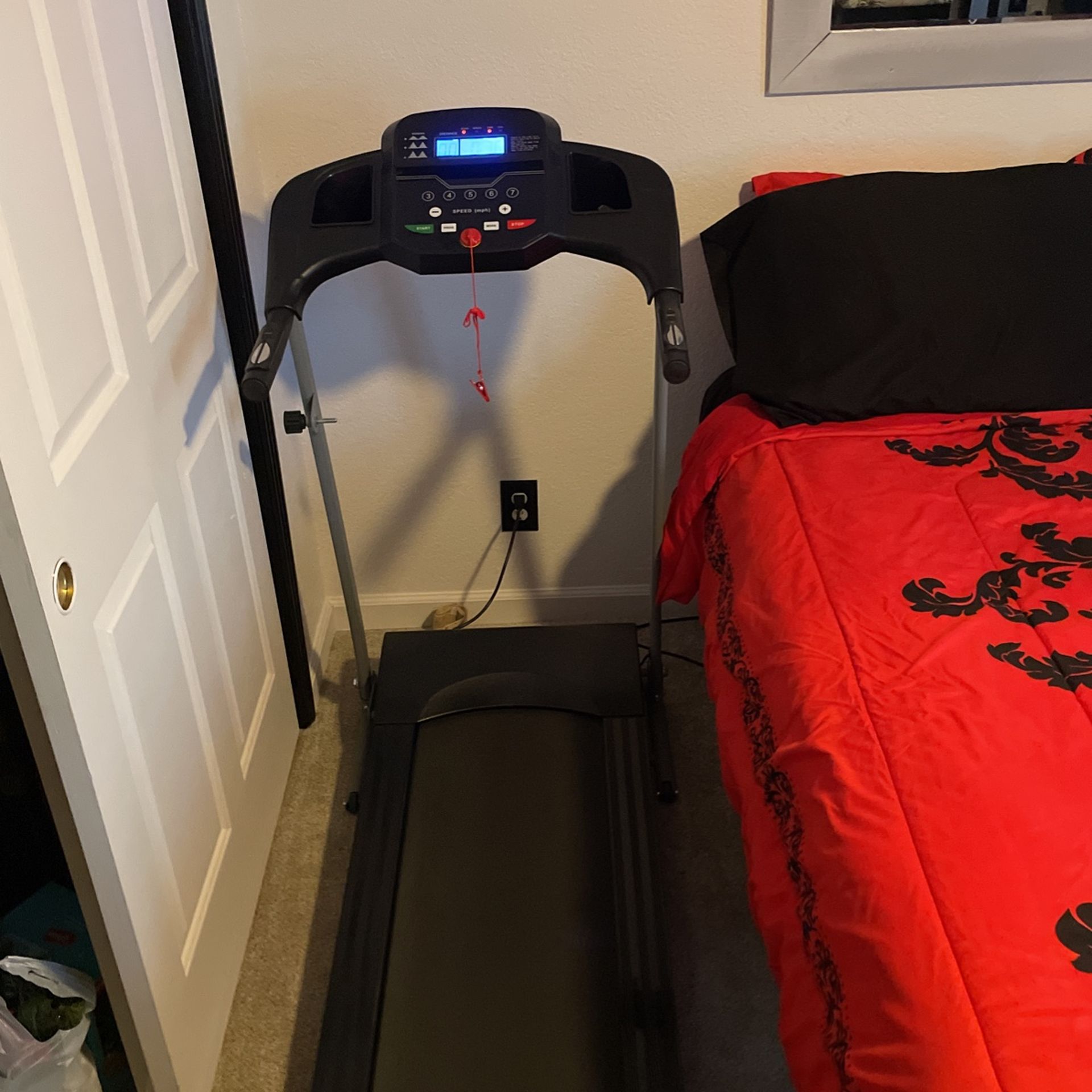Basic Treadmill for Sale in Modesto, CA - OfferUp
