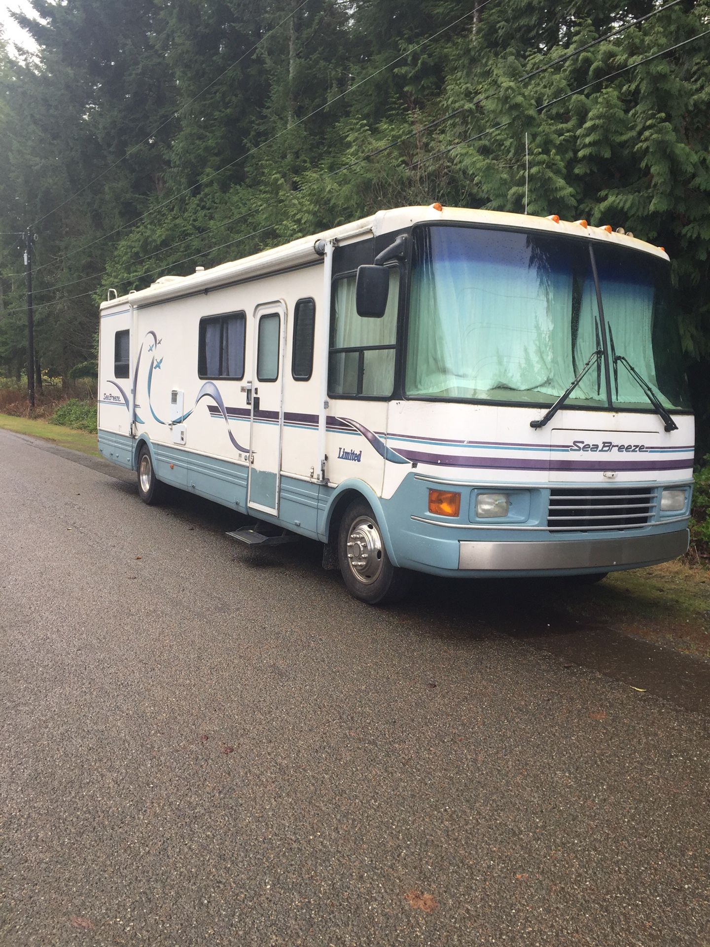 1999 National Seabreeze LX RV, 33’ easy to drive and fun for Sale in ...