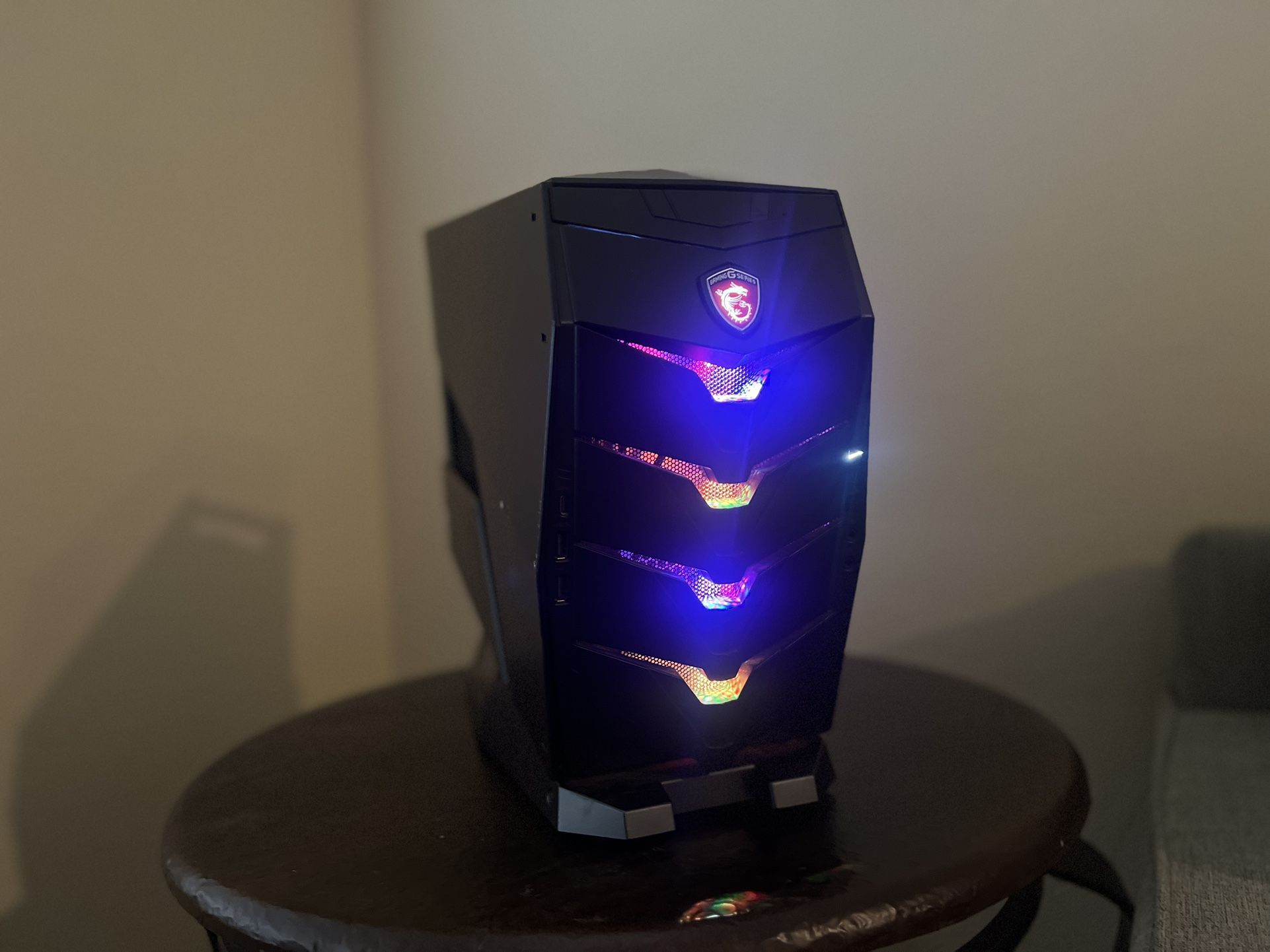 MSI Desktop Computer AEGIS-215US Intel Core i7 7th Gen 7700 (3.60GHz ...