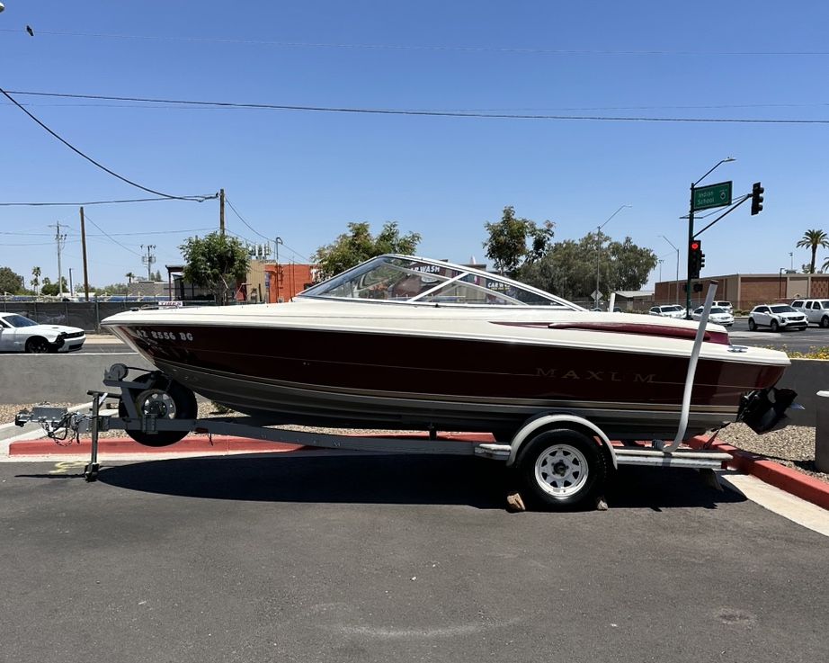 1997 Maxum 19’ Boat 4.3L 175hp for Sale in Phoenix, AZ - OfferUp