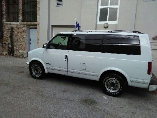 94 chevy astro van..runs good....$650 firm for Sale in Chicago, IL ...